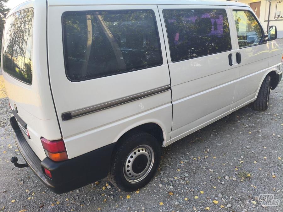 White Volkswagen Transporter 2003 in Joniskis, with an engine capacity of 2.50 L and mileage of 310 thousand km for 3998 €, photo 15 on AUTOMOTO.COM.LV