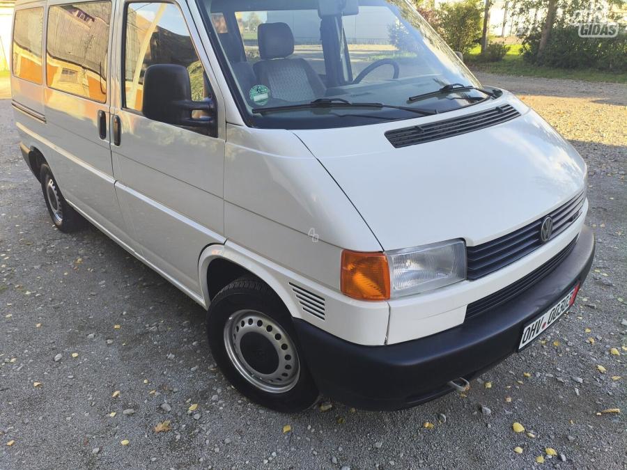 White Volkswagen Transporter 2003 in Joniskis, with an engine capacity of 2.50 L and mileage of 310 thousand km for 3998 €, photo 17 on AUTOMOTO.COM.LV