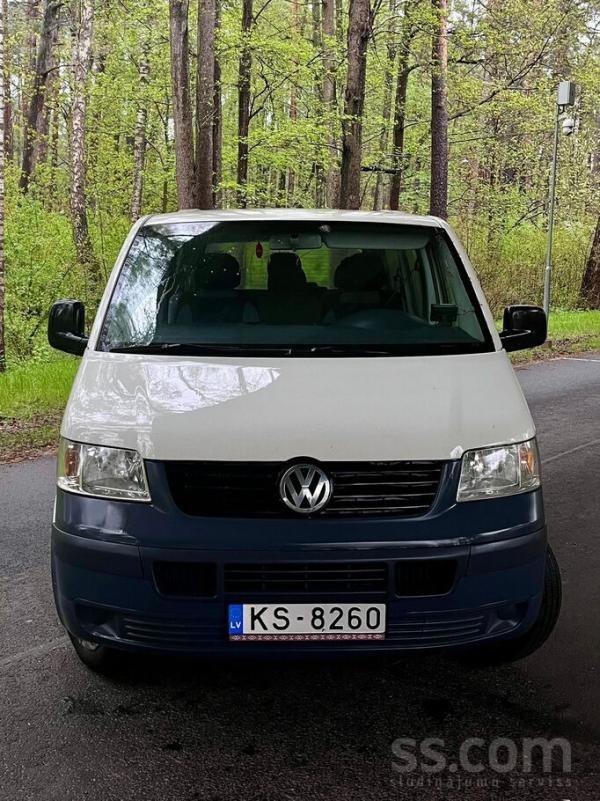 White Volkswagen Transporter 2004 in Jurmala, with an engine capacity of 1.90 L and mileage of 483 thousand km for 3100 €, photo 2 on AUTOMOTO.COM.LV