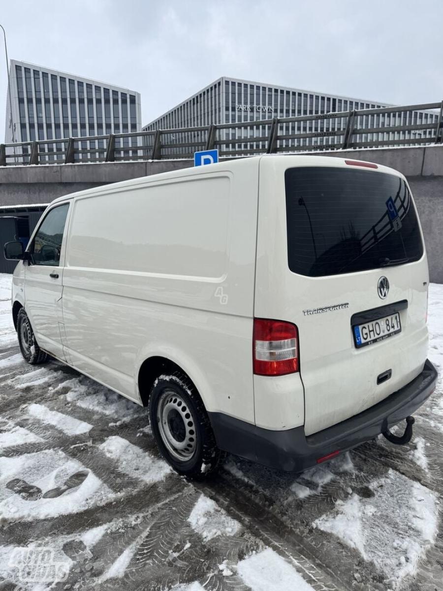 Balts Volkswagen Transporter 2005 Viļņa, ar dzinēja tilpumu 1.90 L un nobraukumu 406 tūkst. km par 2200 €, foto 6 vietnē AUTOMOTO.COM.LV