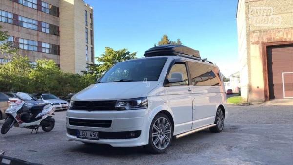 White Volkswagen Transporter 2006 in Ignalina, with an engine capacity of 2.50 L and mileage of 430 thousand km for 4500 €, photo 1 on AUTOMOTO.COM.LV