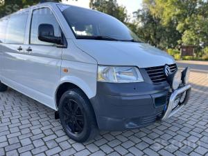 White Volkswagen Transporter 2006 in Cesis, with an engine capacity of 2.50 L and mileage of 361 thousand km for 3950 €, photo 3 on AUTOMOTO.COM.LV