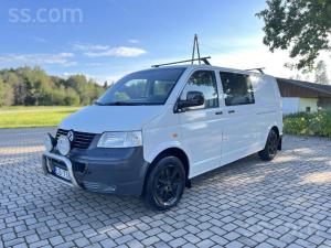 White Volkswagen Transporter 2006 in Cesis, with an engine capacity of 2.50 L and mileage of 361 thousand km for 3950 €, photo 4 on AUTOMOTO.COM.LV