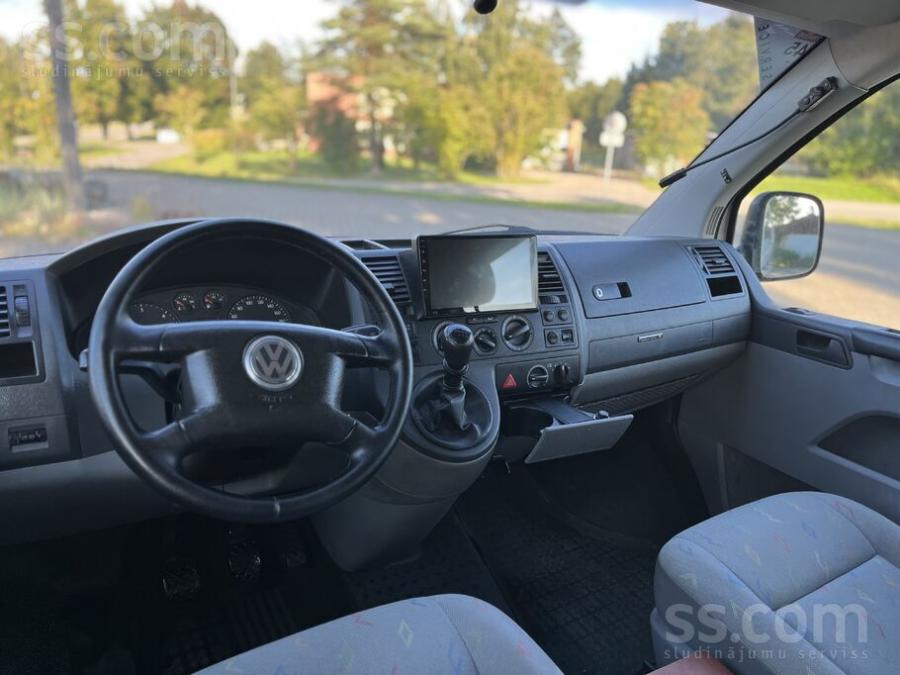 White Volkswagen Transporter 2006 in Cesis, with an engine capacity of 2.50 L and mileage of 361 thousand km for 3950 €, photo 16 on AUTOMOTO.COM.LV