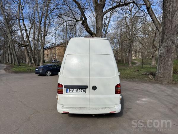 Balts Volkswagen Transporter 2008 Rīga, ar dzinēja tilpumu 2.50 L un nobraukumu 479 tūkst. km par 3750 €, foto 3 vietnē AUTOMOTO.COM.LV