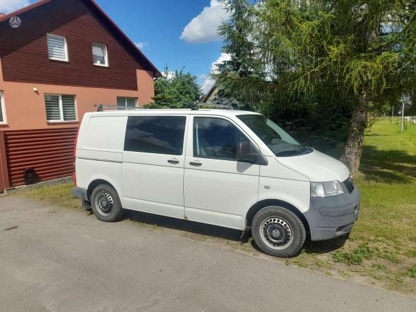 Balts Volkswagen Transporter 2008 Viļņa, ar dzinēja tilpumu 2.50 L un nobraukumu 253 tūkst. km par 4000 €, foto 2 vietnē AUTOMOTO.COM.LV