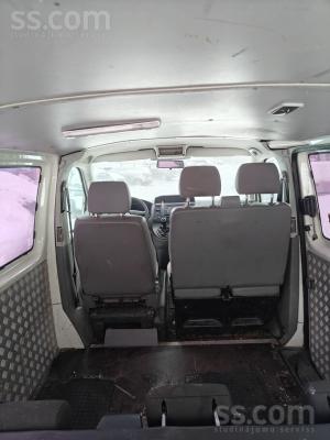 White Volkswagen Transporter 2009 in Riga, with an engine capacity of 2.50 L and mileage of 404 thousand km for 3388 €, photo 9 on AUTOMOTO.COM.LV