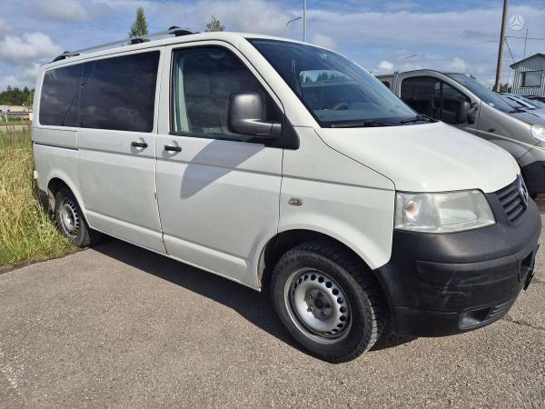 Balts Volkswagen Transporter 2009 Utena, ar dzinēja tilpumu 2.50 L un nobraukumu 386 tūkst. km par 2200 €, foto 7 vietnē AUTOMOTO.COM.LV