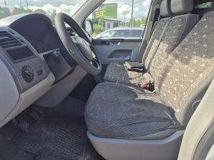 White Volkswagen Transporter 2009 in Utena, with an engine capacity of 2.50 L and mileage of 386 thousand km for 2200 €, photo 11 on AUTOMOTO.COM.LV