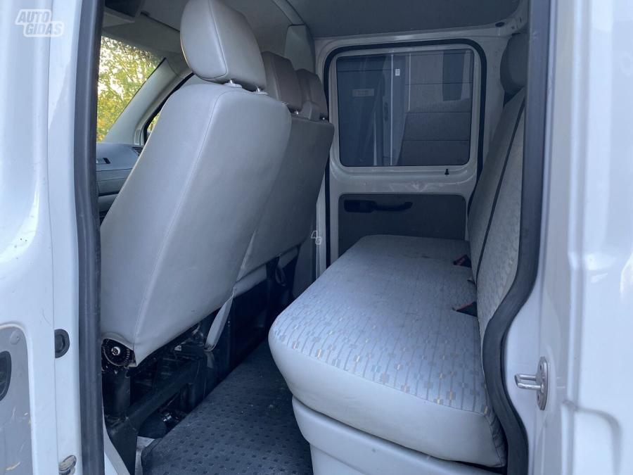 Balts Volkswagen Transporter 2010 Utena, ar dzinēja tilpumu 2.00 L un nobraukumu 302 tūkst. km par 7950 €, foto 7 vietnē AUTOMOTO.COM.LV