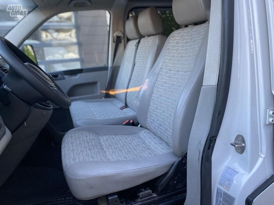 Balts Volkswagen Transporter 2010 Utena, ar dzinēja tilpumu 2.00 L un nobraukumu 302 tūkst. km par 7950 €, foto 11 vietnē AUTOMOTO.COM.LV