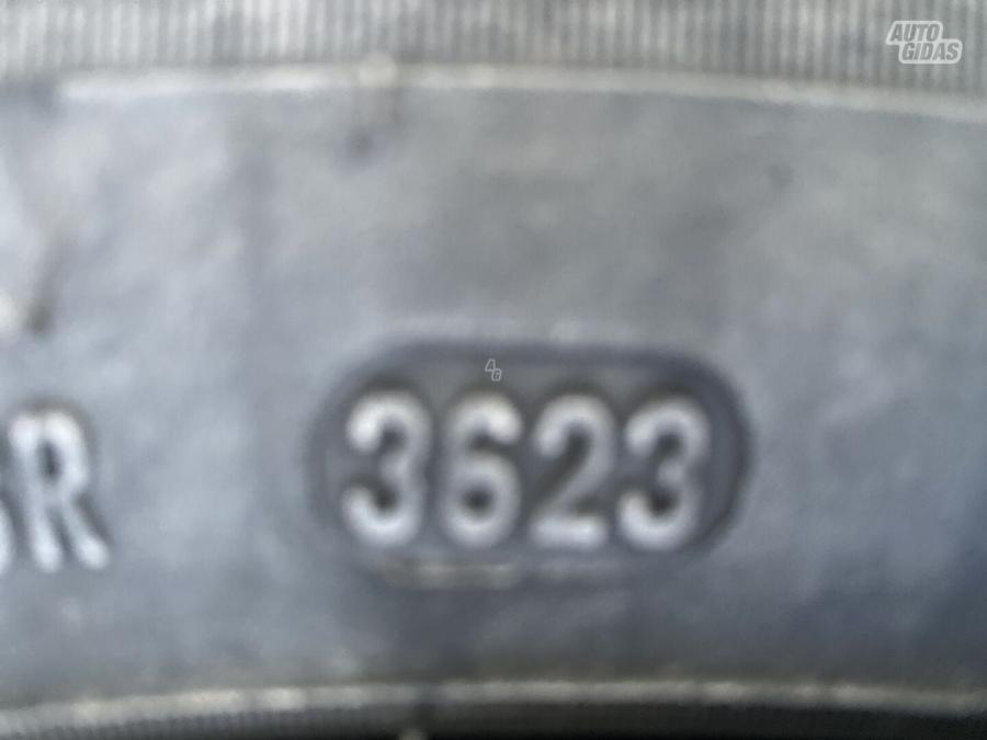 Balts Volkswagen Transporter 2010 Utena, ar dzinēja tilpumu 2.00 L un nobraukumu 302 tūkst. km par 7950 €, foto 20 vietnē AUTOMOTO.COM.LV