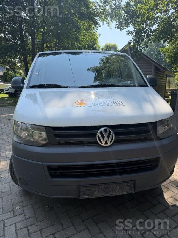 Balts Volkswagen Transporter 2010 Kuldīga, ar dzinēja tilpumu 2.00 L un nobraukumu 379 tūkst. km par 8900 €, foto 5 vietnē AUTOMOTO.COM.LV