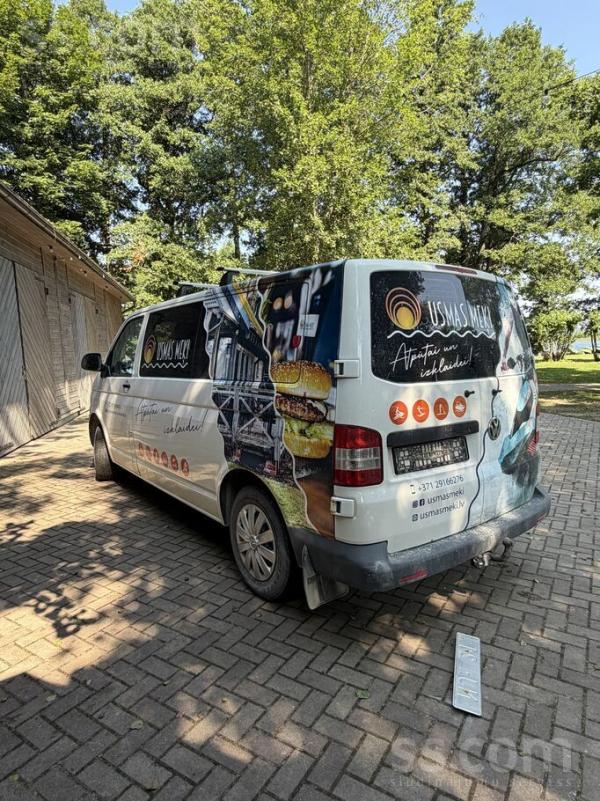 Balts Volkswagen Transporter 2010 Kuldīga, ar dzinēja tilpumu 2.00 L un nobraukumu 379 tūkst. km par 8900 €, foto 6 vietnē AUTOMOTO.COM.LV