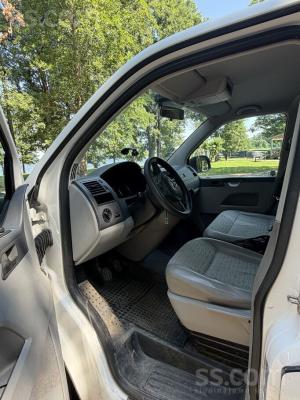 Balts Volkswagen Transporter 2010 Kuldīga, ar dzinēja tilpumu 2.00 L un nobraukumu 379 tūkst. km par 8900 €, foto 8 vietnē AUTOMOTO.COM.LV