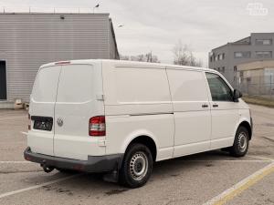 White Volkswagen Transporter 2011 in Kaunas, with an engine capacity of 2.00 L and mileage of 168 thousand km for 6799 €, photo 7 on AUTOMOTO.COM.LV