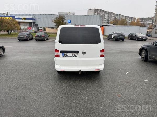 Balts Volkswagen Transporter 2011 Rīga, ar dzinēja tilpumu 2.00 L un nobraukumu 230 tūkst. km par 6500 €, foto 5 vietnē AUTOMOTO.COM.LV