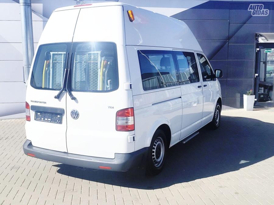 White Volkswagen Transporter 2011 in Ramuciai, with an engine capacity of 2.00 L and mileage of 314 thousand km for 9250 €, photo 14 on AUTOMOTO.COM.LV