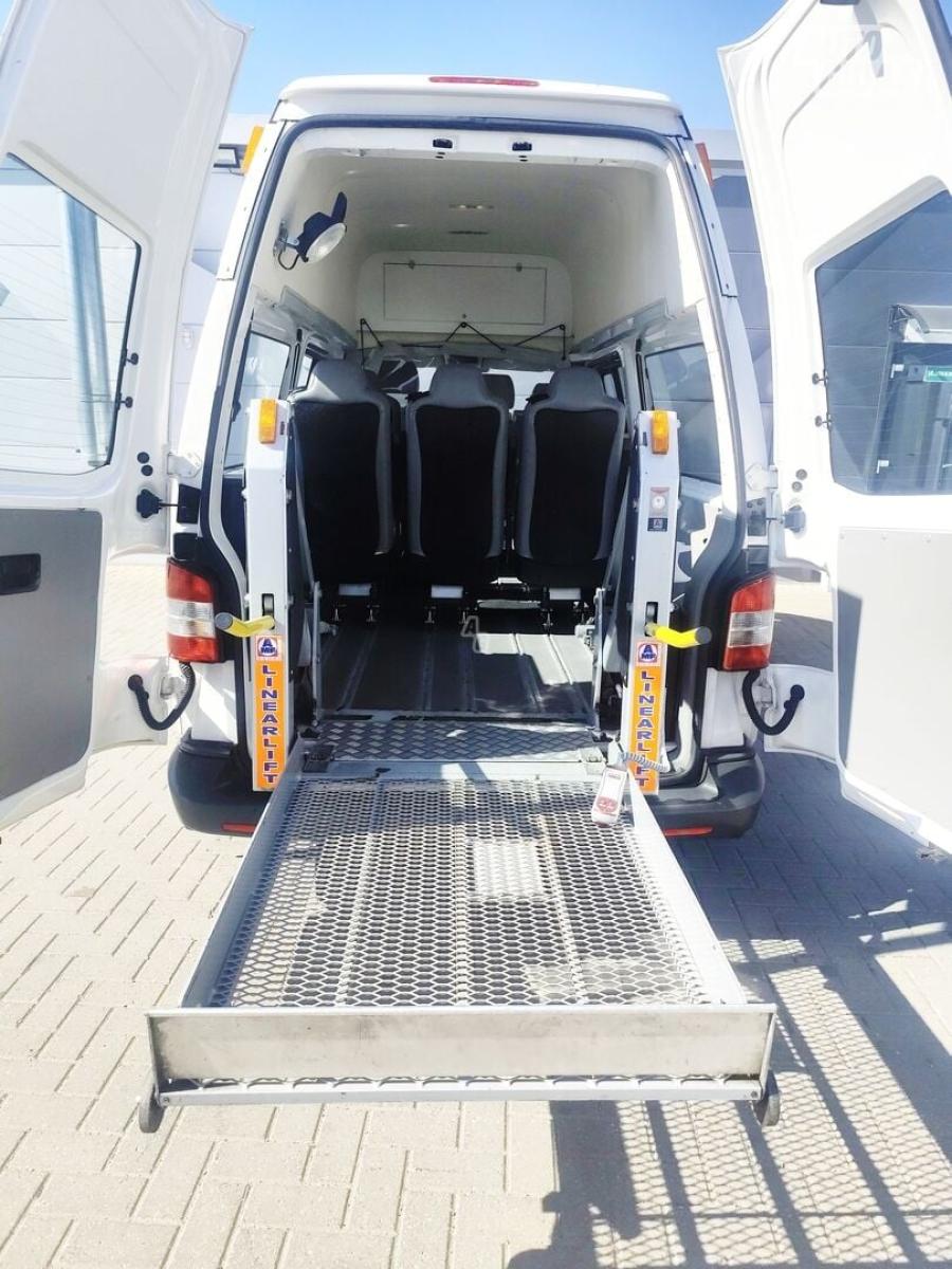 White Volkswagen Transporter 2011 in Ramuciai, with an engine capacity of 2.00 L and mileage of 314 thousand km for 9250 €, photo 17 on AUTOMOTO.COM.LV