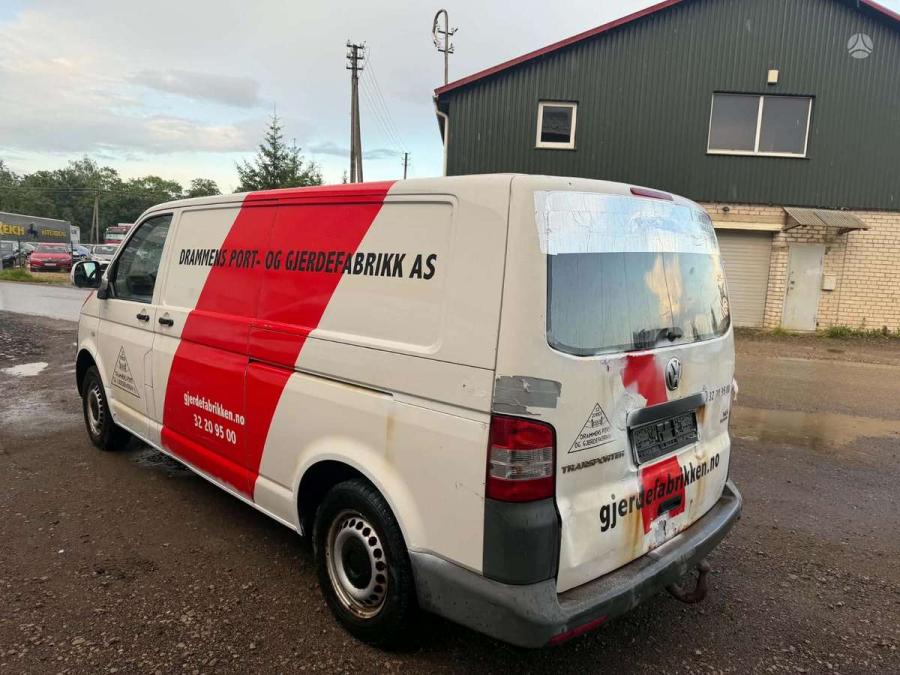 Balts Volkswagen Transporter 2011 Kauņa, ar dzinēja tilpumu 2.00 L un nobraukumu 286 tūkst. km par 4100 €, foto 7 vietnē AUTOMOTO.COM.LV
