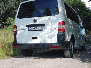White Volkswagen Transporter 2014 in Vilnius, with an engine capacity of 2.00 L and mileage of 280 thousand km for 8600 €, photo 5 on AUTOMOTO.COM.LV
