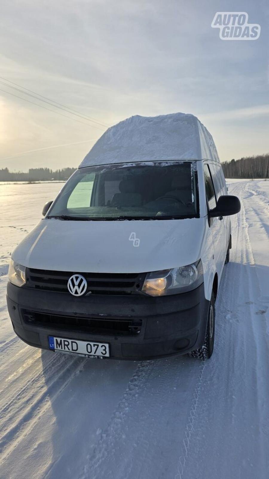 White Volkswagen Transporter 2015 in Panevezys, with an engine capacity of 2.00 L and mileage of 420 thousand km for 6700 €, photo 1 on AUTOMOTO.COM.LV