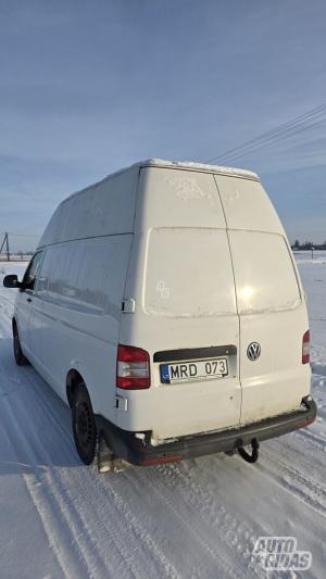 White Volkswagen Transporter 2015 in Panevezys, with an engine capacity of 2.00 L and mileage of 420 thousand km for 6700 €, photo 4 on AUTOMOTO.COM.LV