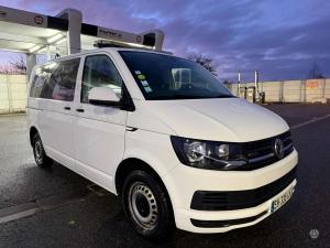 White Volkswagen Transporter 2017 in Panevezys, with an engine capacity of 2.00 L and mileage of 319 thousand km for 7800 €, photo 2 on AUTOMOTO.COM.LV