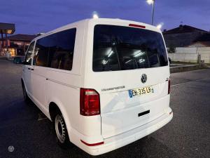 White Volkswagen Transporter 2017 in Panevezys, with an engine capacity of 2.00 L and mileage of 319 thousand km for 7800 €, photo 5 on AUTOMOTO.COM.LV