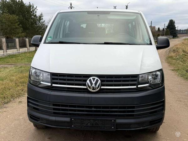 White Volkswagen Transporter 2018 in Vilnius, with an engine capacity of 2.00 L and mileage of 195 thousand km for 14200 €, photo 3 on AUTOMOTO.COM.LV