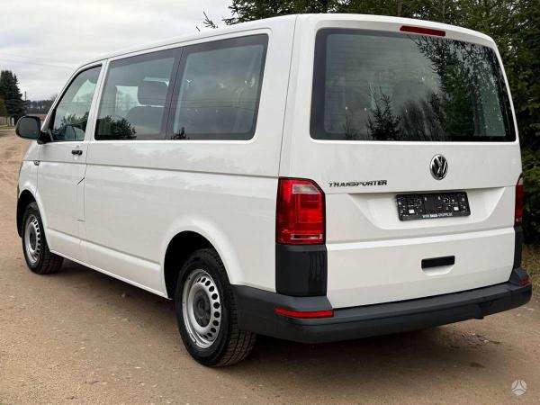 White Volkswagen Transporter 2018 in Vilnius, with an engine capacity of 2.00 L and mileage of 195 thousand km for 14200 €, photo 4 on AUTOMOTO.COM.LV