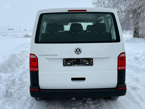 Balts Volkswagen Transporter 2018 Viļņa, ar dzinēja tilpumu 2.00 L un nobraukumu 195 tūkst. km par 13900 €, foto 5 vietnē AUTOMOTO.COM.LV