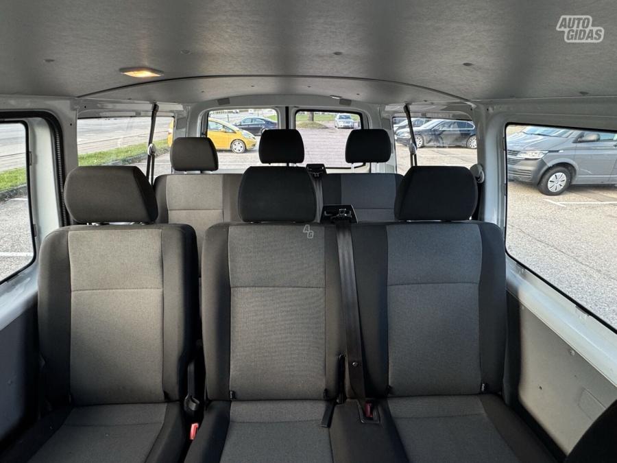 White Volkswagen Transporter 2019 in Klaipeda, with an engine capacity of 2.00 L and mileage of 224 thousand km for 17300 €, photo 13 on AUTOMOTO.COM.LV