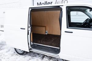Balts Volkswagen Transporter 2020 Rīga, ar dzinēja tilpumu 2.00 L un nobraukumu 174 tūkst. km par 18750 €, foto 13 vietnē AUTOMOTO.COM.LV