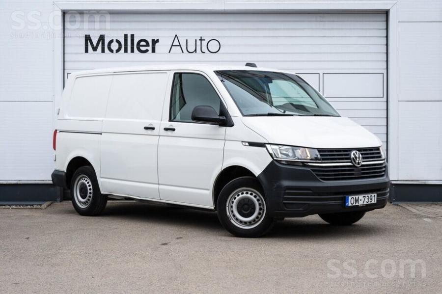 White Volkswagen Transporter 2020 in Riga, with an engine capacity of 2.00 L and mileage of 185 thousand km for 19950 €, photo 3 on AUTOMOTO.COM.LV