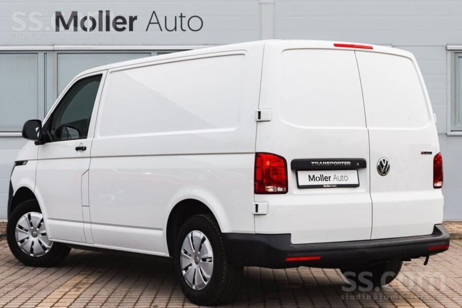 Balts Volkswagen Transporter 2021 Ventspils, ar dzinēja tilpumu 2.00 L un nobraukumu 175 tūkst. km par 18650 €, foto 3 vietnē AUTOMOTO.COM.LV