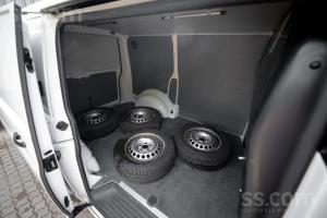 Balts Volkswagen Transporter 2021 Tukums, ar dzinēja tilpumu 2.00 L un nobraukumu 138 tūkst. km par 17950 €, foto 23 vietnē AUTOMOTO.COM.LV