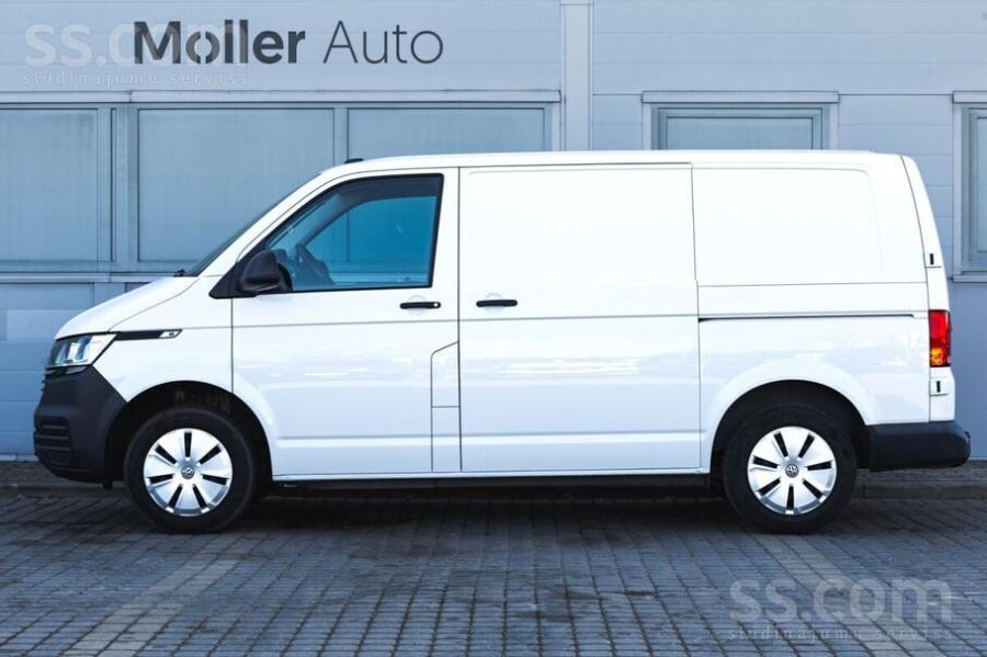 Balts Volkswagen Transporter 2022 Ventspils, ar dzinēja tilpumu 2.00 L un nobraukumu 136 tūkst. km par 18600 €, foto 3 vietnē AUTOMOTO.COM.LV