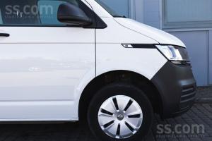 Balts Volkswagen Transporter 2022 Ventspils, ar dzinēja tilpumu 2.00 L un nobraukumu 136 tūkst. km par 18600 €, foto 10 vietnē AUTOMOTO.COM.LV
