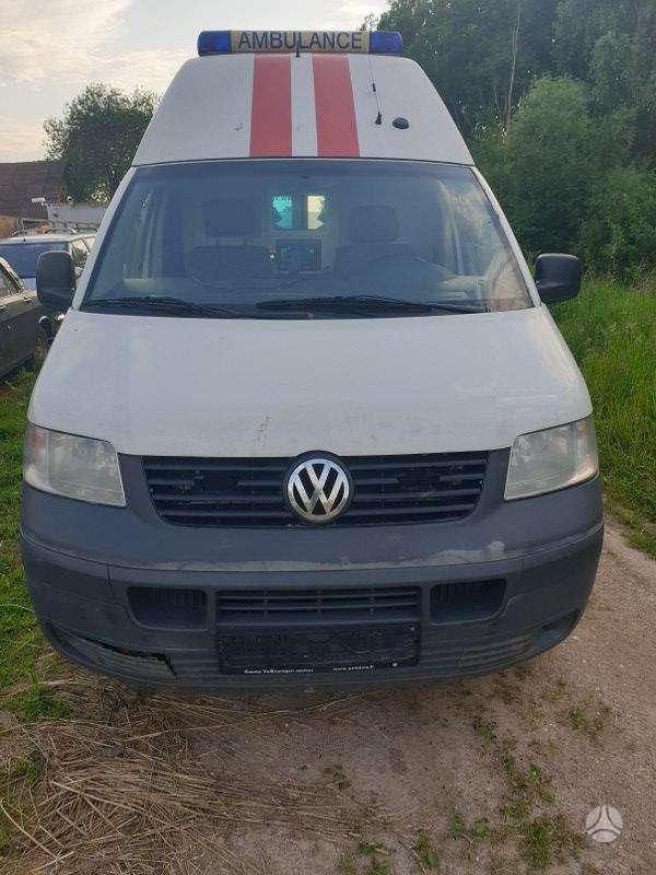 White Volkswagen Transporter 2008 in Vilnius, with an engine capacity of 2.46 L and mileage of 700 thousand km for 3900 €, photo 3 on AUTOMOTO.COM.LV