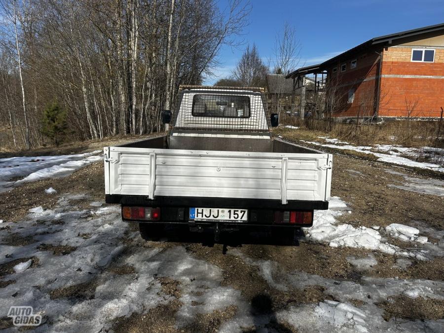 Balts Volkswagen Transporter 1997 Viļņa, ar dzinēja tilpumu 2.50 L un nobraukumu 370 tūkst. km par 1800 €, foto 6 vietnē AUTOMOTO.COM.LV