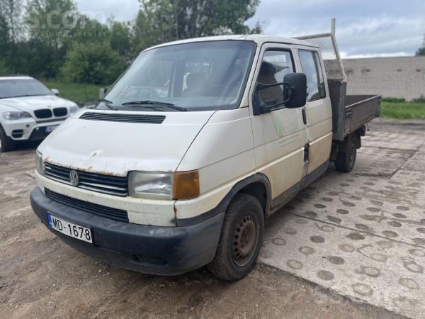 White Volkswagen Transporter 2000 in Rezekne, with an engine capacity of 2.50 L and mileage of 531 thousand km for 1350 €, photo 1 on AUTOMOTO.COM.LV