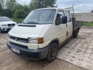 White Volkswagen Transporter 2000 in Rezekne, with an engine capacity of 2.50 L and mileage of 531 thousand km for 1350 €, photo  on AUTOMOTO.COM.LV