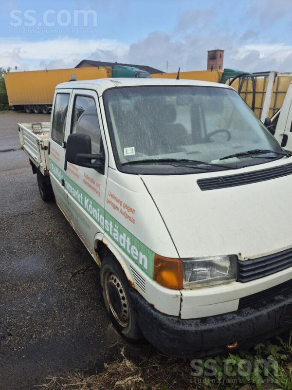 Balts Volkswagen Transporter 2002 Krāslava, ar dzinēja tilpumu 2.50 L un nobraukumu 353 tūkst. km par 1200 €, foto 5 vietnē AUTOMOTO.COM.LV