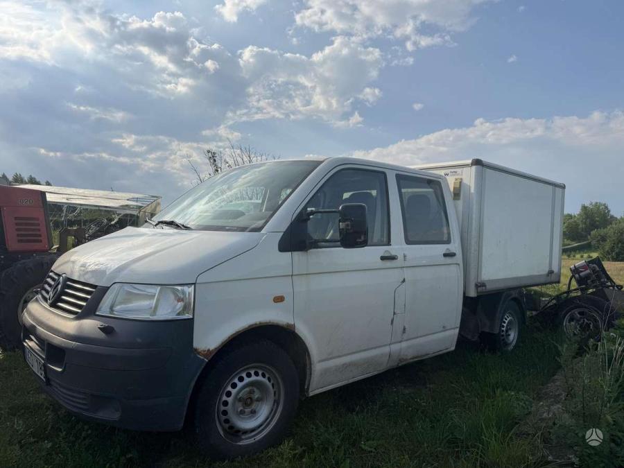 Balts Volkswagen Transporter 2005 Utena, ar dzinēja tilpumu 2.50 L un nobraukumu 390 tūkst. km par 3500 €, foto 3 vietnē AUTOMOTO.COM.LV