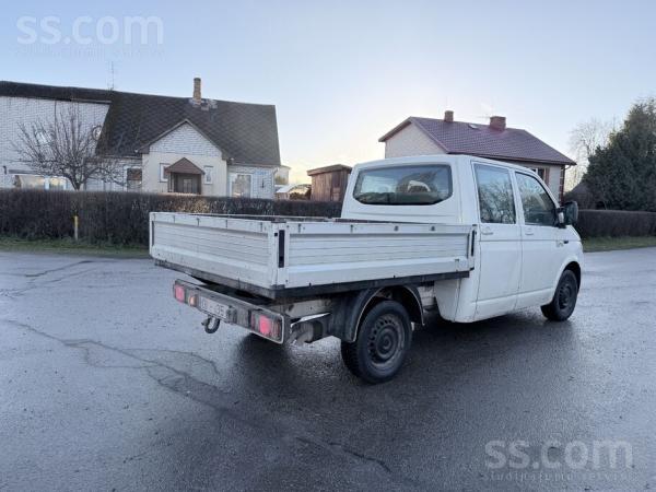 White Volkswagen Transporter 2006 in Tukums, with an engine capacity of 1.90 L and mileage of 310 thousand km for 5400 €, photo 5 on AUTOMOTO.COM.LV