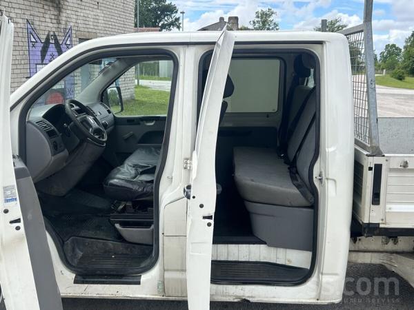 Balts Volkswagen Transporter 2006 Liepāja, ar dzinēja tilpumu 1.90 L un nobraukumu 272 tūkst. km par 3500 €, foto 5 vietnē AUTOMOTO.COM.LV