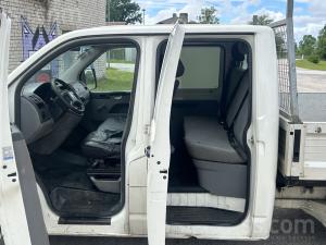 Balts Volkswagen Transporter 2006 Liepāja, ar dzinēja tilpumu 1.90 L un nobraukumu 272 tūkst. km par 3500 €, foto 6 vietnē AUTOMOTO.COM.LV
