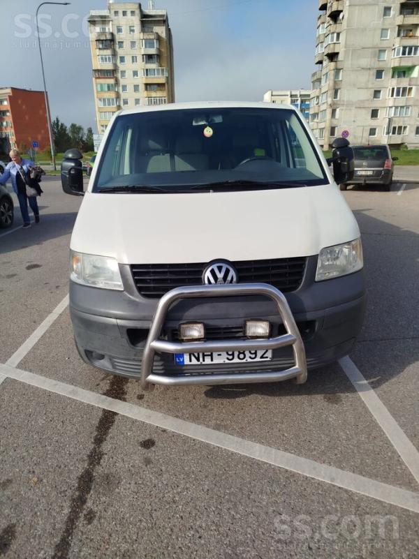 White Volkswagen Transporter 2006 in Daugavpils, with an engine capacity of 1.90 L and mileage of 358 thousand km for 4400 €, photo 1 on AUTOMOTO.COM.LV