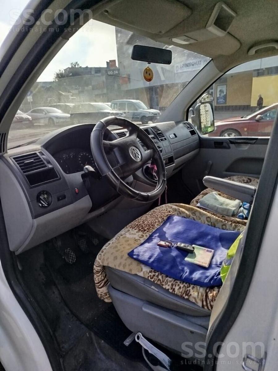 Balts Volkswagen Transporter 2006 Daugavpils, ar dzinēja tilpumu 1.90 L un nobraukumu 358 tūkst. km par 4400 €, foto 6 vietnē AUTOMOTO.COM.LV